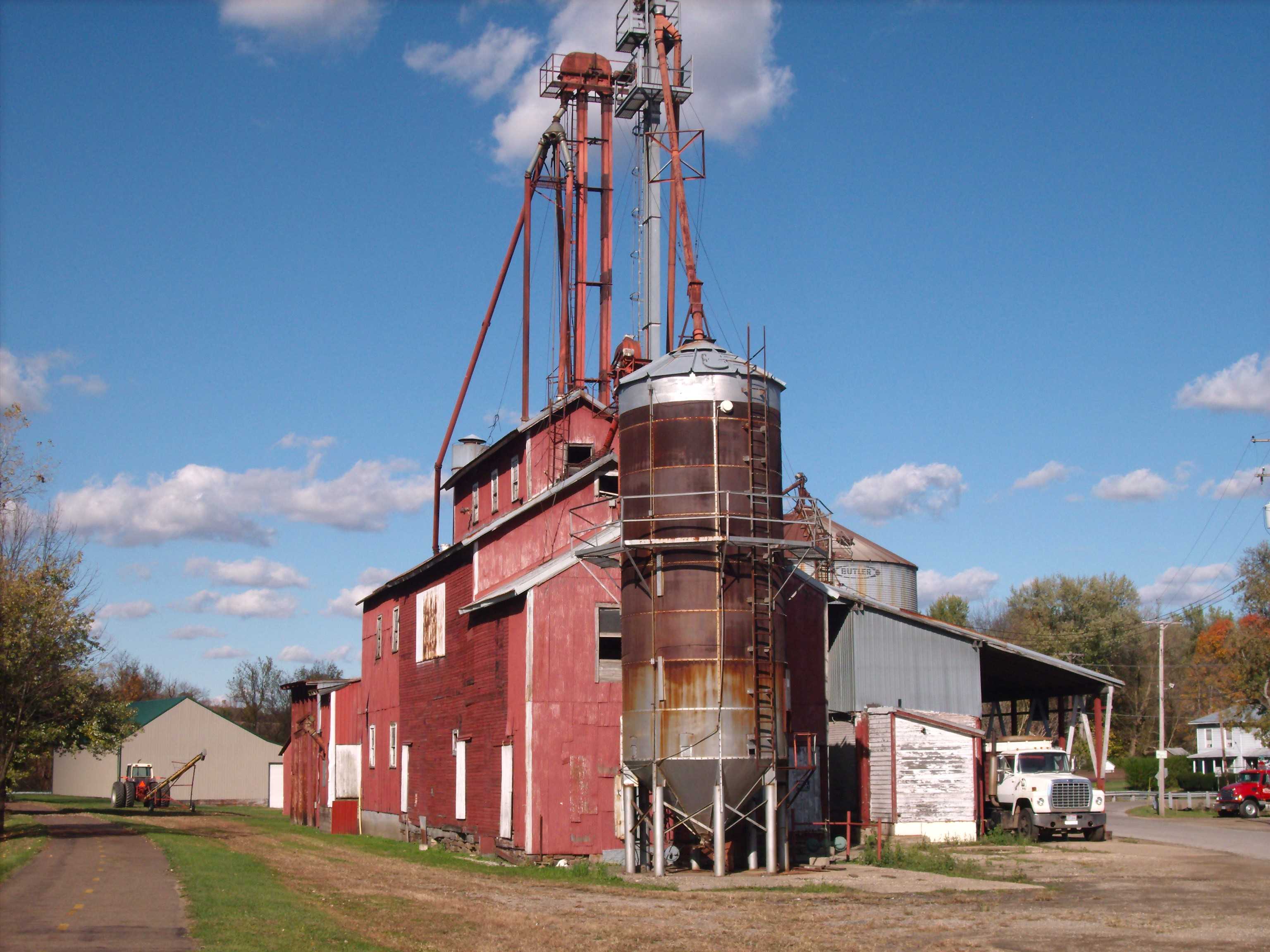 Feed & Seed Mills – Dusty Tires