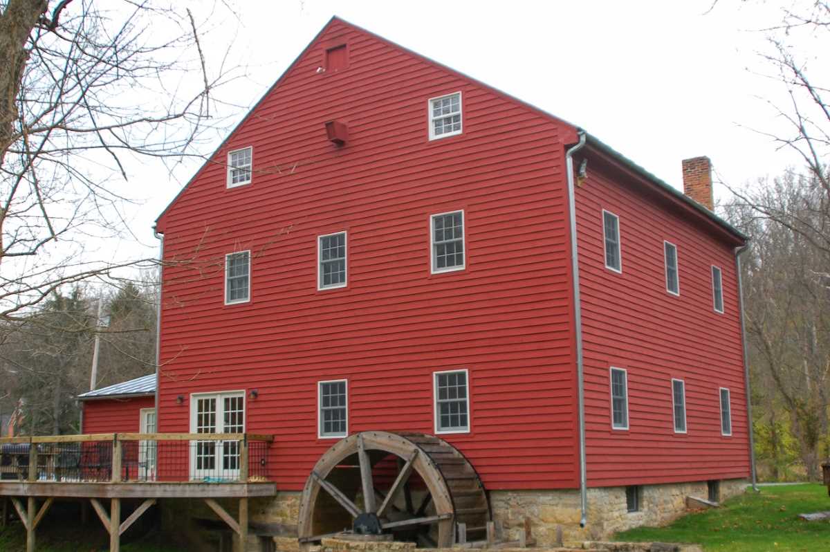 Grinnell Mill B&B nestled amidst scenic natural setting – Dusty Tires