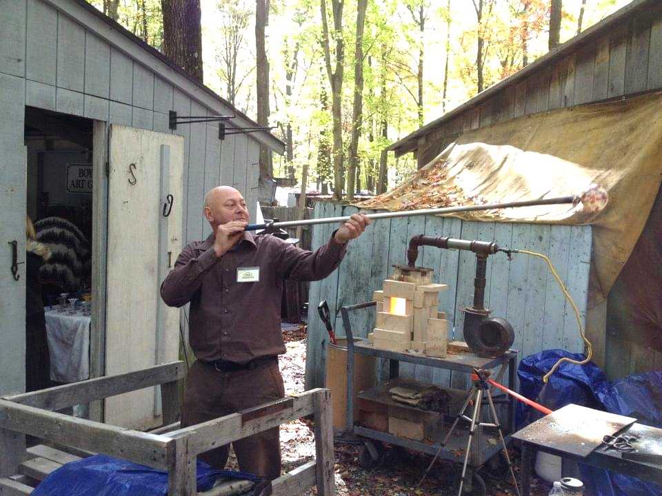 Glass blowing studios – Dusty Tires