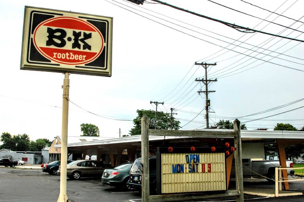 B-K Root Beer drive-ins are home to Spanish Dogs – Dusty Tires